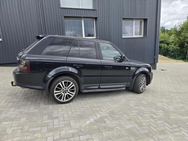 Black Land Rover Range Rover Sport 2012 in Telschi, with an engine capacity of 2.99 L and mileage of 260 thousand km for 6999 €, photo 7 on AUTOMOTO.COM.LV