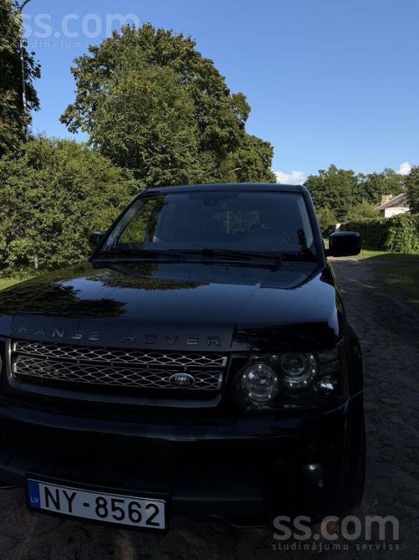 Melns Land Rover Range Rover Sport 2012 Liepāja, ar dzinēja tilpumu 3.00 L un nobraukumu 316 tūkst. km par 9600 €, foto 3 vietnē AUTOMOTO.COM.LV