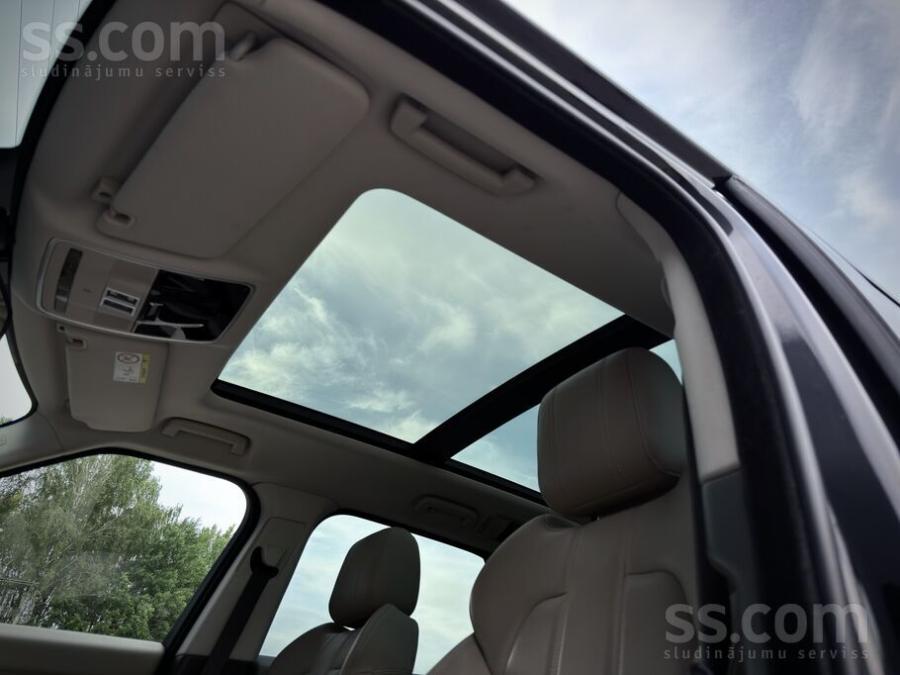Black Land Rover Range Rover Sport 2013 in Riga, with an engine capacity of 3.00 L and mileage of 223 thousand km for 14900 €, photo 25 on AUTOMOTO.COM.LV