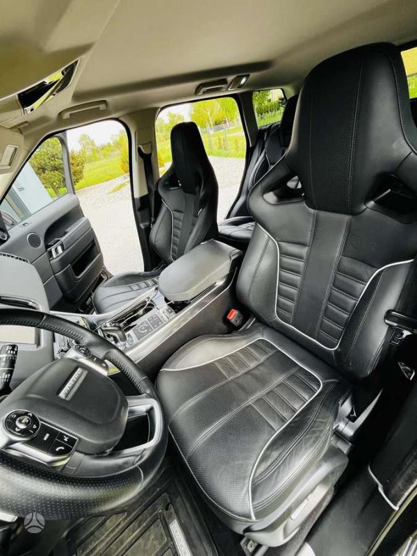 Black Land Rover Range Rover Sport 2013 in Palanga, with an engine capacity of 2.99 L and mileage of 215 thousand km for 16500 €, photo 7 on AUTOMOTO.COM.LV