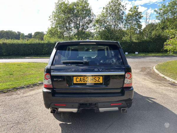 Melns Land Rover Range Rover Sport 2013 Kauņa, ar dzinēja tilpumu 2.99 L un nobraukumu 212 tūkst. km par 3700 €, foto 6 vietnē AUTOMOTO.COM.LV