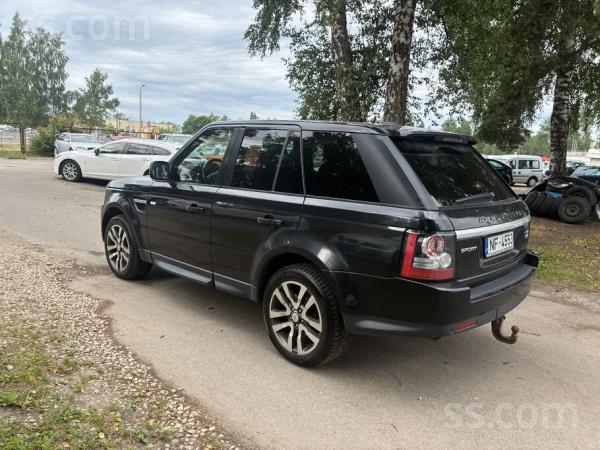 Black Land Rover Range Rover Sport 2013 in Riga, with an engine capacity of 3.00 L and mileage of 0 thousand km for 10900 €, photo 8 on AUTOMOTO.COM.LV