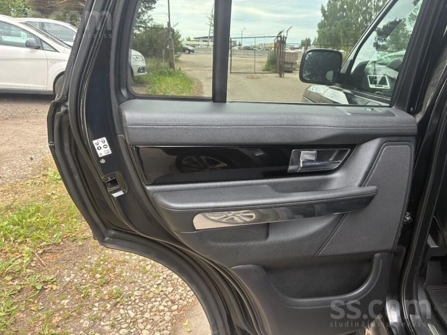 Черный Ленд Ровер Рендж Ровер Спорт 2013 в Рига, объемом двигателя 3.00 л и пробегом 0 тыс. км за 10900 €, фото 18 на AUTOMOTO.COM.LV