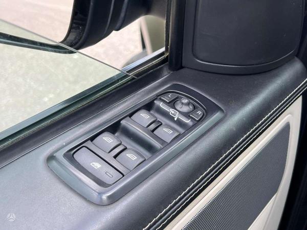 Melns Land Rover Range Rover Sport 2013 Trakai, ar dzinēja tilpumu 3.00 L un nobraukumu 271 tūkst. km par 9500 €, foto 9 vietnē AUTOMOTO.COM.LV