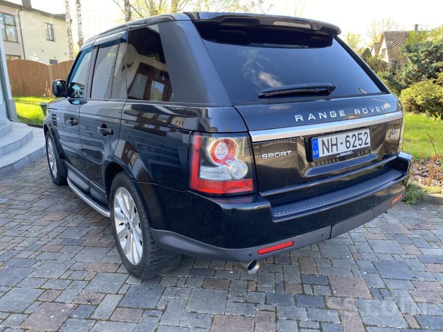 Melns Land Rover Range Rover Sport 2013 Rīga, ar dzinēja tilpumu 3.00 L un nobraukumu 199 tūkst. km par 9700 €, foto 4 vietnē AUTOMOTO.COM.LV