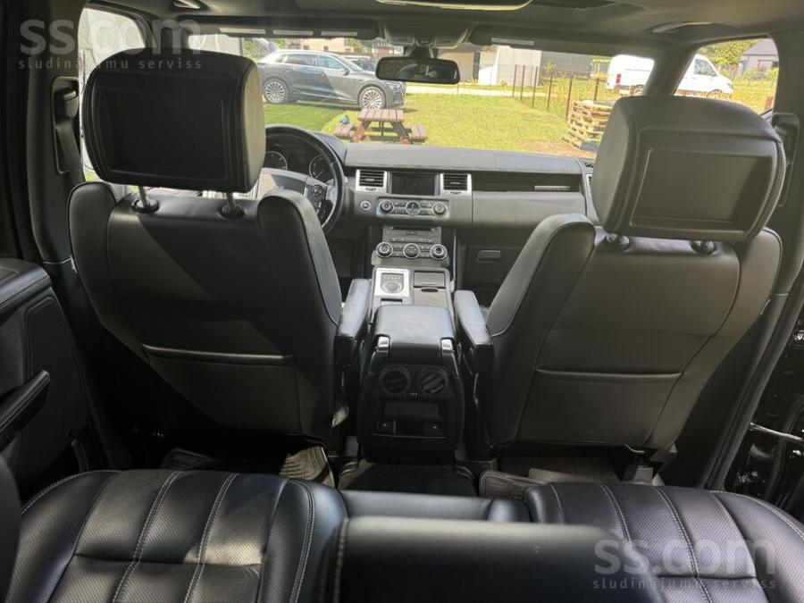 Melns Land Rover Range Rover Sport 2013 Rīga, ar dzinēja tilpumu 3.00 L un nobraukumu 227 tūkst. km par 15200 €, foto 5 vietnē AUTOMOTO.COM.LV