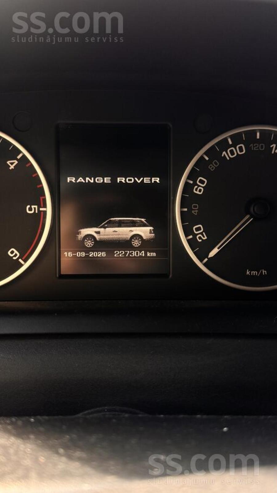 Melns Land Rover Range Rover Sport 2013 Rīga, ar dzinēja tilpumu 3.00 L un nobraukumu 227 tūkst. km par 15200 €, foto 13 vietnē AUTOMOTO.COM.LV