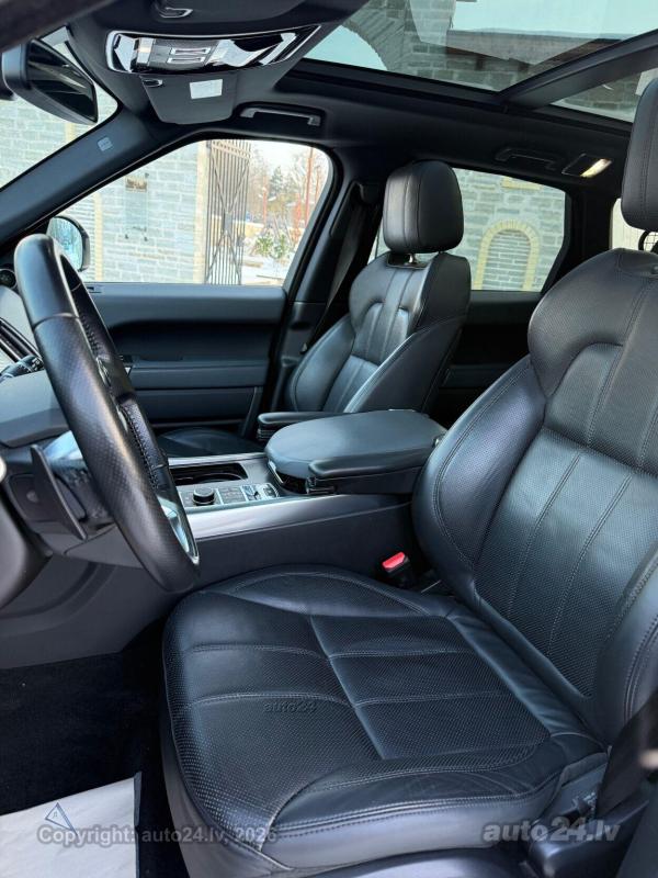Black Land Rover Range Rover Sport 2014 in Tallinn, with an engine capacity of 3.00 L and mileage of 245 thousand km for 18990 €, photo 11 on AUTOMOTO.COM.LV