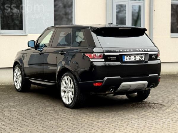 Black Land Rover Range Rover Sport 2014 in Jelgava, with an engine capacity of 3.00 L and mileage of 185 thousand km for 14900 €, photo 8 on AUTOMOTO.COM.LV