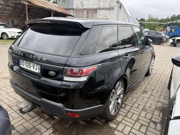 Black Land Rover Range Rover Sport 2014 in Kaunas, with an engine capacity of 2.99 L and mileage of 210 thousand km for 8300 €, photo 3 on AUTOMOTO.COM.LV