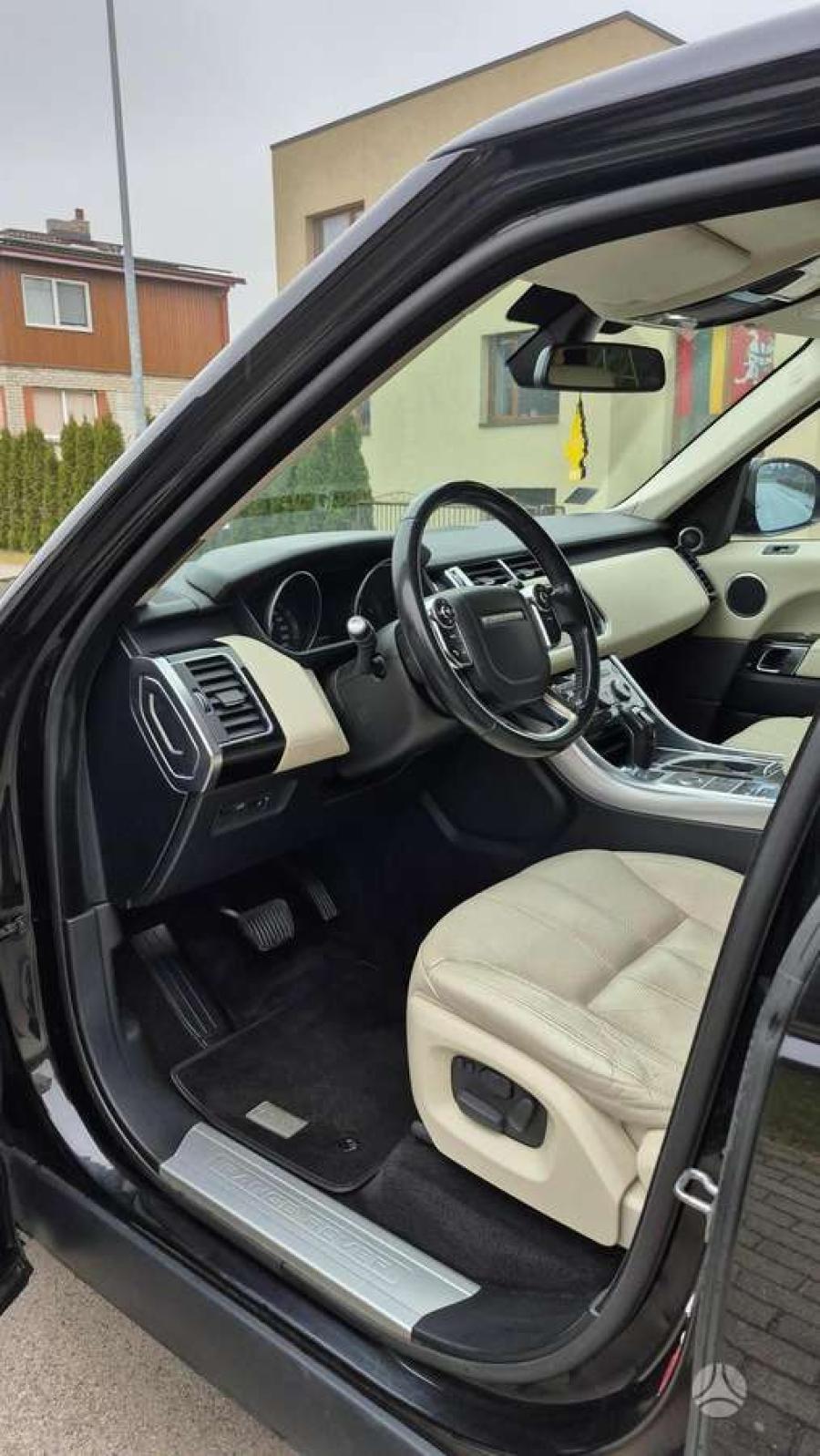 Melns Land Rover Range Rover Sport 2014 Šilutė, ar dzinēja tilpumu 3.00 L un nobraukumu 298 tūkst. km par 12999 €, foto 10 vietnē AUTOMOTO.COM.LV