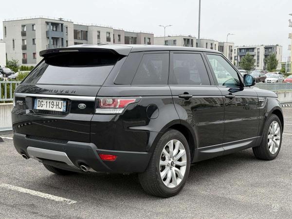 Black Land Rover Range Rover Sport 2014 in Vilnius, with an engine capacity of 2.99 L and mileage of 267 thousand km for 15900 €, photo 4 on AUTOMOTO.COM.LV