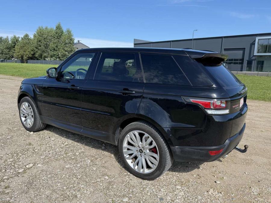 Melns Land Rover Range Rover Sport 2014 Viļņa, ar dzinēja tilpumu 2.99 L un nobraukumu 212 tūkst. km par 14000 €, foto 4 vietnē AUTOMOTO.COM.LV