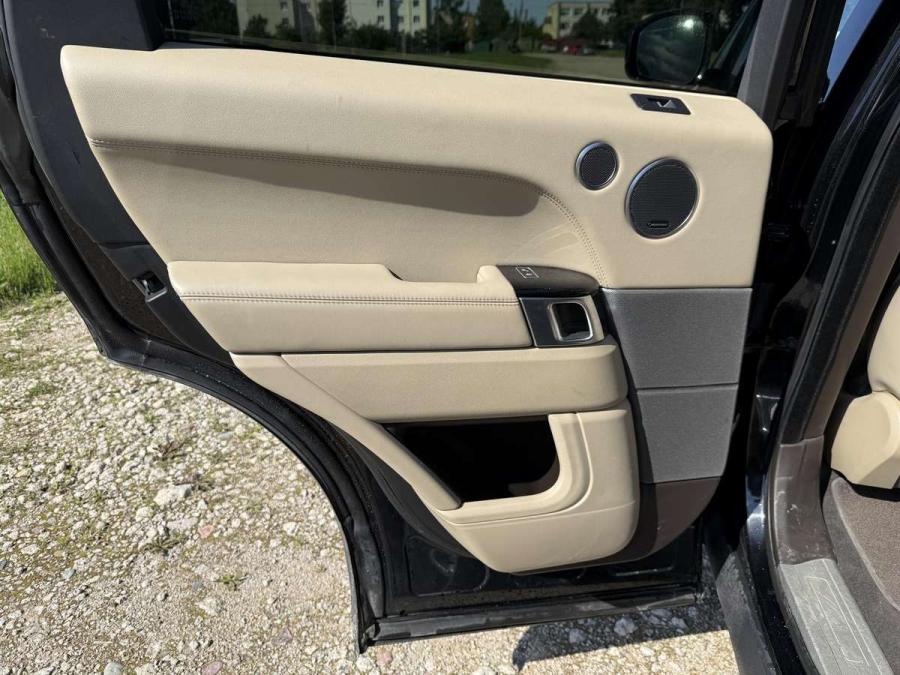 Melns Land Rover Range Rover Sport 2014 Viļņa, ar dzinēja tilpumu 2.99 L un nobraukumu 212 tūkst. km par 14000 €, foto 20 vietnē AUTOMOTO.COM.LV