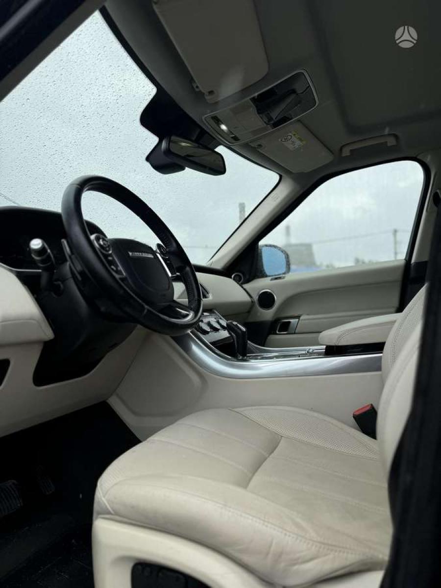Melns Land Rover Range Rover Sport 2014 Kauņa, ar dzinēja tilpumu 2.99 L un nobraukumu 290 tūkst. km par 11999 €, foto 9 vietnē AUTOMOTO.COM.LV