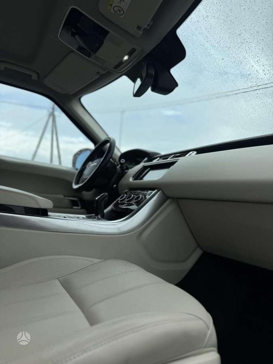 Melns Land Rover Range Rover Sport 2014 Kauņa, ar dzinēja tilpumu 2.99 L un nobraukumu 290 tūkst. km par 11999 €, foto 10 vietnē AUTOMOTO.COM.LV