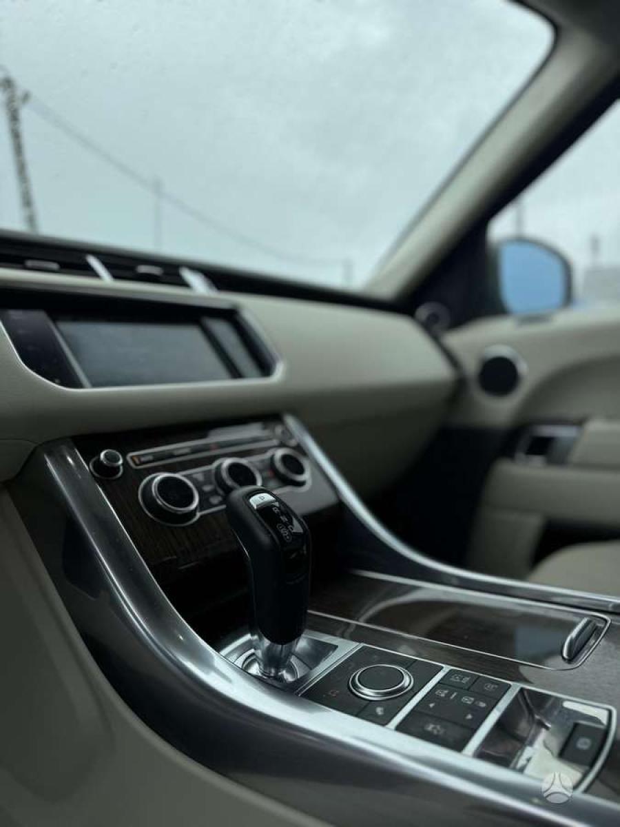 Melns Land Rover Range Rover Sport 2014 Kauņa, ar dzinēja tilpumu 2.99 L un nobraukumu 290 tūkst. km par 11999 €, foto 13 vietnē AUTOMOTO.COM.LV