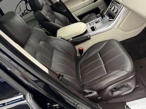 Melns Land Rover Range Rover Sport 2014 Viļņa, ar dzinēja tilpumu 2.99 L un nobraukumu 362 tūkst. km par 8900 €, foto 7 vietnē AUTOMOTO.COM.LV