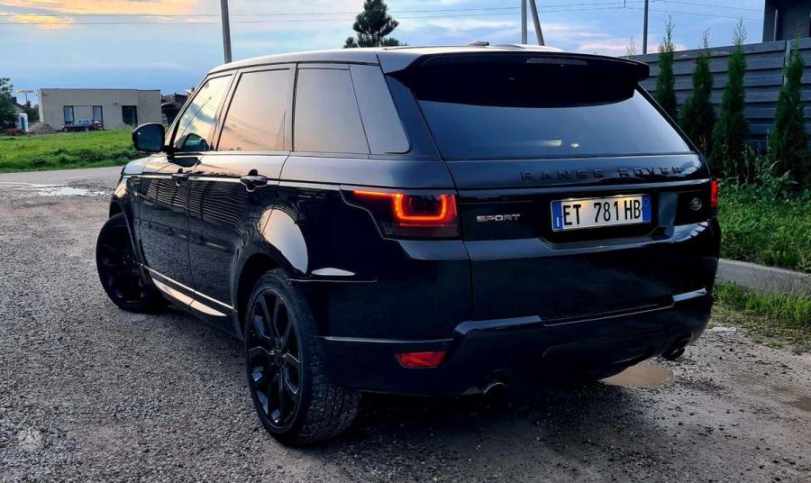 Melns Land Rover Range Rover Sport 2014 Kauņa, ar dzinēja tilpumu 2.99 L un nobraukumu 286 tūkst. km par 14750 €, foto 7 vietnē AUTOMOTO.COM.LV