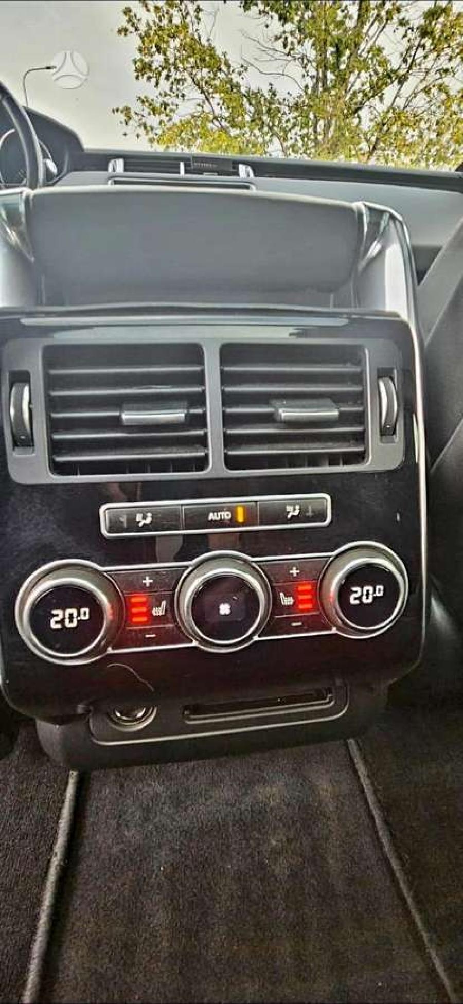 Melns Land Rover Range Rover Sport 2014 Kauņa, ar dzinēja tilpumu 2.99 L un nobraukumu 286 tūkst. km par 14750 €, foto 18 vietnē AUTOMOTO.COM.LV
