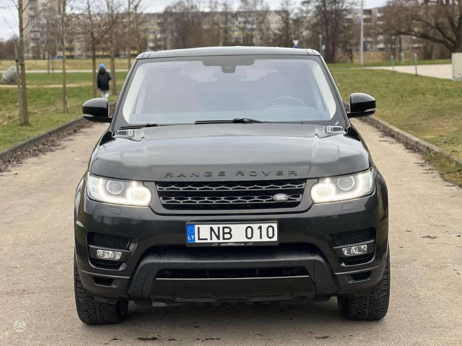 Black Land Rover Range Rover Sport 2015 in Mazeikiai, with an engine capacity of 2.99 L and mileage of 330 thousand km for 14700 €, photo 1 on AUTOMOTO.COM.LV