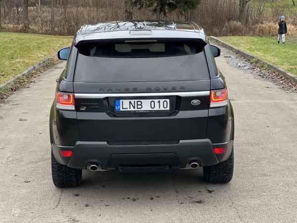 Melns Land Rover Range Rover Sport 2015 Mažeikiai, ar dzinēja tilpumu 2.99 L un nobraukumu 330 tūkst. km par 14700 €, foto 5 vietnē AUTOMOTO.COM.LV