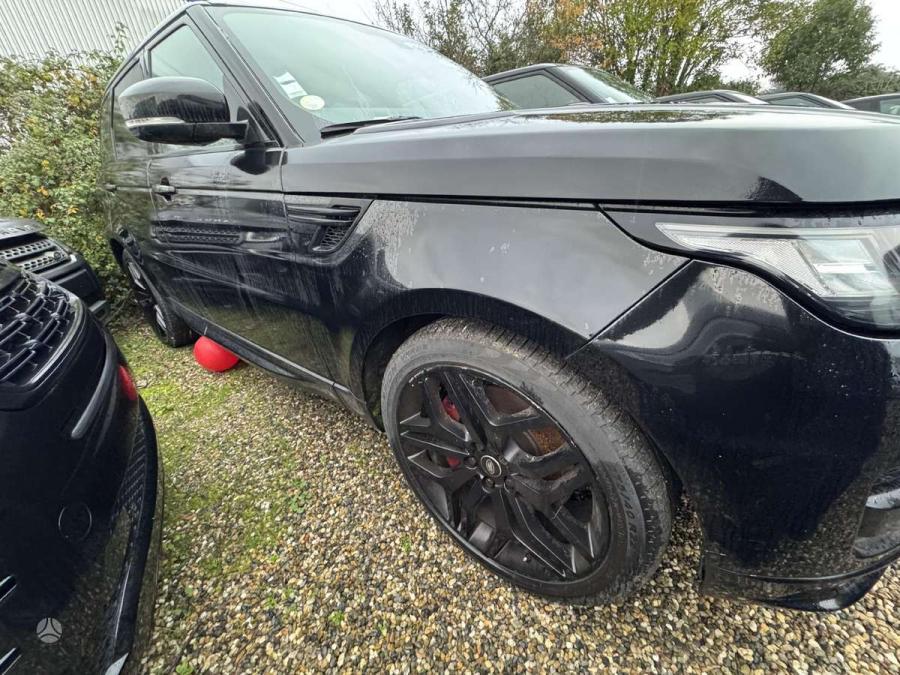 Melns Land Rover Range Rover Sport 2015 Tauragė, ar dzinēja tilpumu 3.00 L un nobraukumu 105 tūkst. km par 17300 €, foto 3 vietnē AUTOMOTO.COM.LV