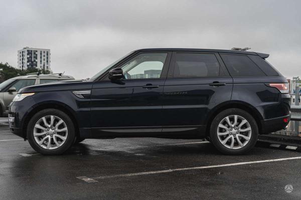 Black Land Rover Range Rover Sport 2015 in Vilnius, with an engine capacity of 2.99 L and mileage of 163 thousand km for 14800 €, photo 3 on AUTOMOTO.COM.LV