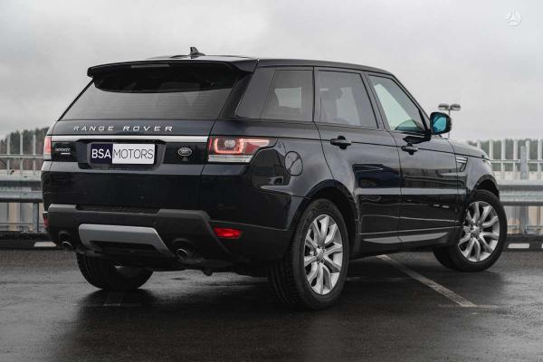 Black Land Rover Range Rover Sport 2015 in Vilnius, with an engine capacity of 2.99 L and mileage of 163 thousand km for 14800 €, photo 6 on AUTOMOTO.COM.LV