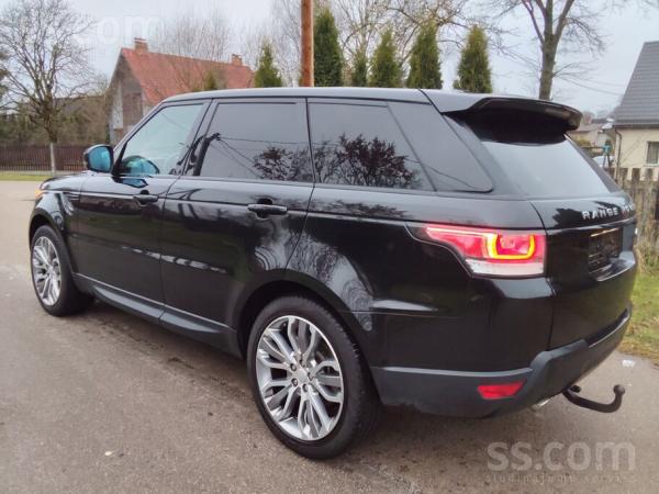 Black Land Rover Range Rover Sport 2015 in Riga, with an engine capacity of 3.00 L and mileage of 215 thousand km for 15900 €, photo 3 on AUTOMOTO.COM.LV