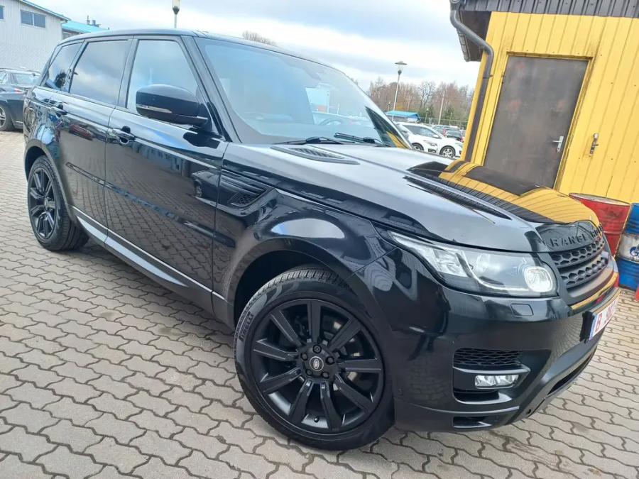 Black Land Rover Range Rover Sport 2015 in Riga, with an engine capacity of 3.00 L and mileage of 200 thousand km for 18500 €, photo 4 on AUTOMOTO.COM.LV