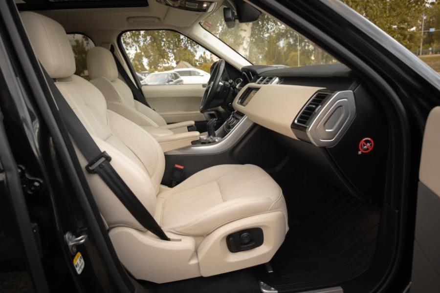 Melns Land Rover Range Rover Sport 2015 Rīga, ar dzinēja tilpumu 3.00 L un nobraukumu 122 tūkst. km par 23500 €, foto 19 vietnē AUTOMOTO.COM.LV
