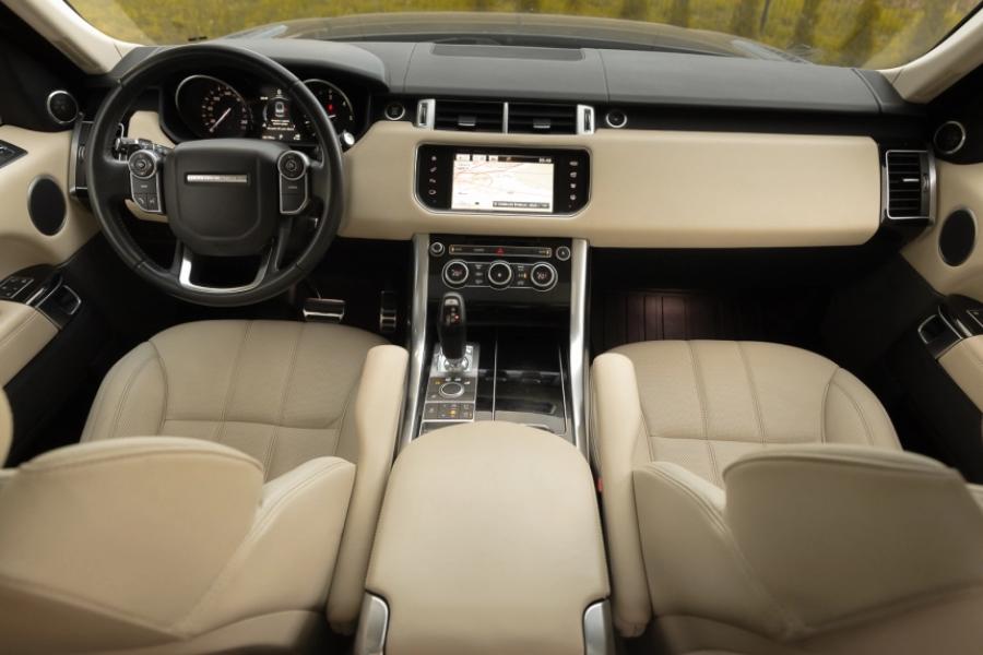 Melns Land Rover Range Rover Sport 2015 Rīga, ar dzinēja tilpumu 3.00 L un nobraukumu 122 tūkst. km par 23500 €, foto 29 vietnē AUTOMOTO.COM.LV