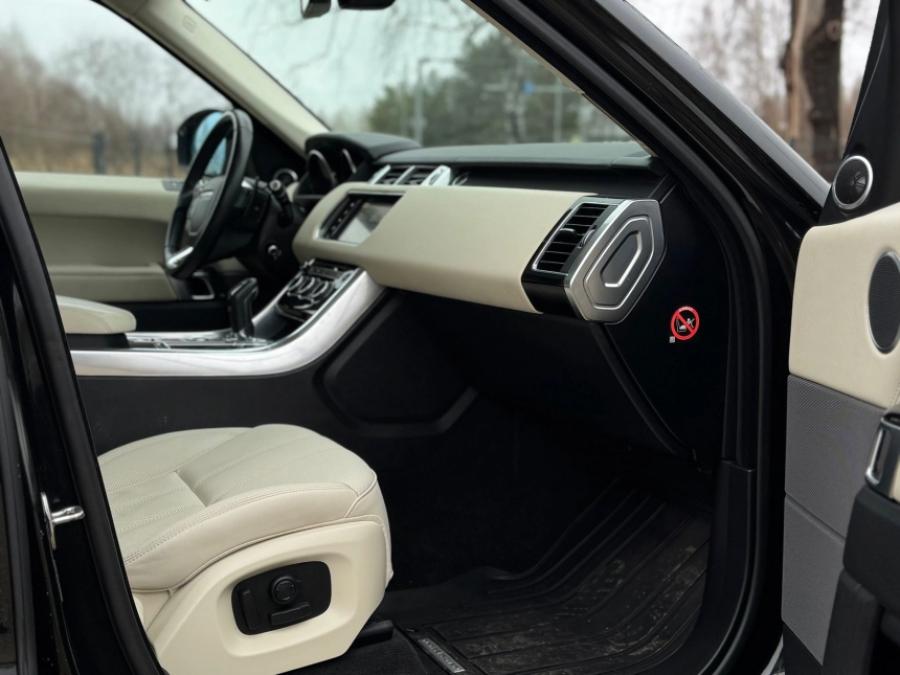 Melns Land Rover Range Rover Sport 2015 Rīga, ar dzinēja tilpumu 3.00 L un nobraukumu 122 tūkst. km par 23500 €, foto 44 vietnē AUTOMOTO.COM.LV