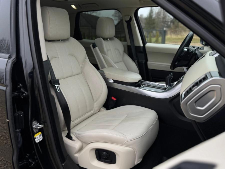 Melns Land Rover Range Rover Sport 2015 Rīga, ar dzinēja tilpumu 3.00 L un nobraukumu 122 tūkst. km par 23500 €, foto 45 vietnē AUTOMOTO.COM.LV