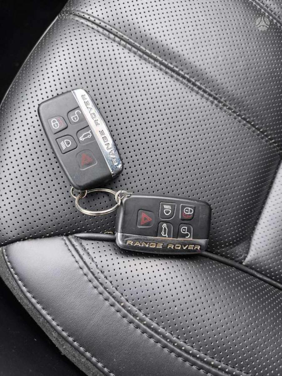 Melns Land Rover Range Rover Sport 2015 Viļņa, ar dzinēja tilpumu 2.99 L un nobraukumu 199 tūkst. km par 9900 €, foto 20 vietnē AUTOMOTO.COM.LV
