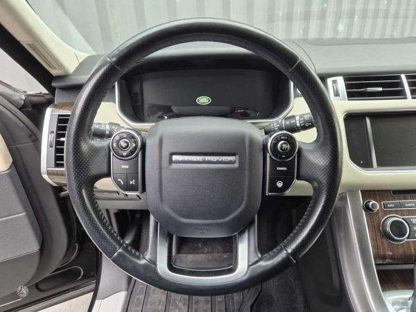 Melns Land Rover Range Rover Sport 2015 Viļņa, ar dzinēja tilpumu 2.99 L un nobraukumu 164 tūkst. km par 12900 €, foto 8 vietnē AUTOMOTO.COM.LV