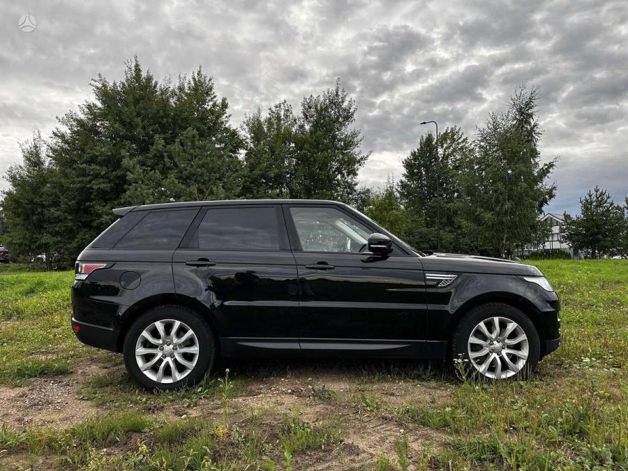 Melns Land Rover Range Rover Sport 2015 Viļņa, ar dzinēja tilpumu 2.99 L un nobraukumu 270 tūkst. km par 18000 €, foto 4 vietnē AUTOMOTO.COM.LV