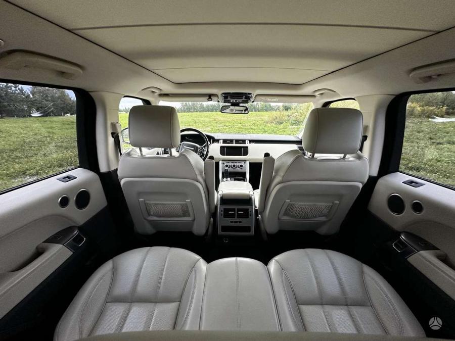 Melns Land Rover Range Rover Sport 2015 Viļņa, ar dzinēja tilpumu 2.99 L un nobraukumu 270 tūkst. km par 18000 €, foto 9 vietnē AUTOMOTO.COM.LV