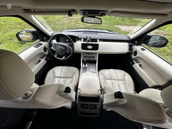 Black Land Rover Range Rover Sport 2015 in Vilnius, with an engine capacity of 2.99 L and mileage of 270 thousand km for 18000 €, photo 11 on AUTOMOTO.COM.LV