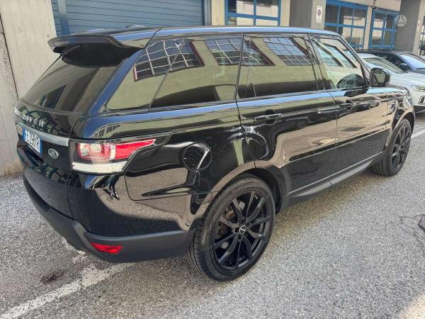 Melns Land Rover Range Rover Sport 2015 Kauņa, ar dzinēja tilpumu 3.00 L un nobraukumu 161 tūkst. km par 14850 €, foto 4 vietnē AUTOMOTO.COM.LV