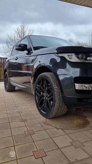 Melns Land Rover Range Rover Sport 2016 Šauļi, ar dzinēja tilpumu 2.99 L un nobraukumu 208 tūkst. km par 13800 €, foto 16 vietnē AUTOMOTO.COM.LV