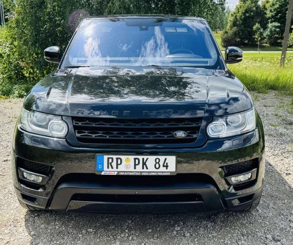 Black Land Rover Range Rover Sport 2016 in Siauliai, with an engine capacity of 4.40 L and mileage of 165 thousand km for 18500 €, photo 3 on AUTOMOTO.COM.LV