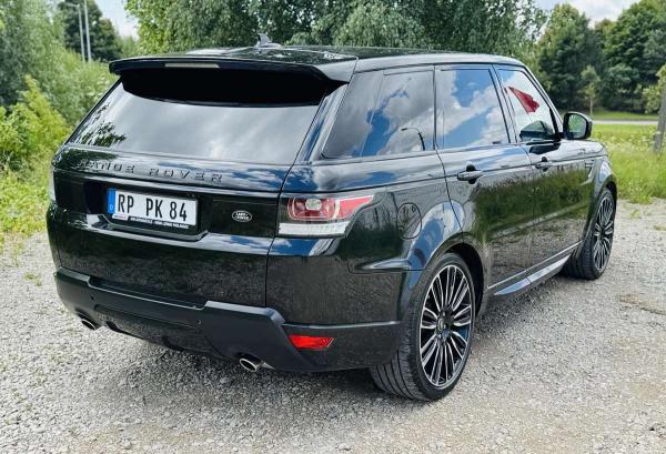 Black Land Rover Range Rover Sport 2016 in Siauliai, with an engine capacity of 4.40 L and mileage of 165 thousand km for 18500 €, photo 9 on AUTOMOTO.COM.LV