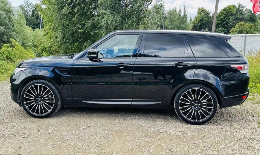 Melns Land Rover Range Rover Sport 2016 Šauļi, ar dzinēja tilpumu 4.40 L un nobraukumu 165 tūkst. km par 18500 €, foto 16 vietnē AUTOMOTO.COM.LV