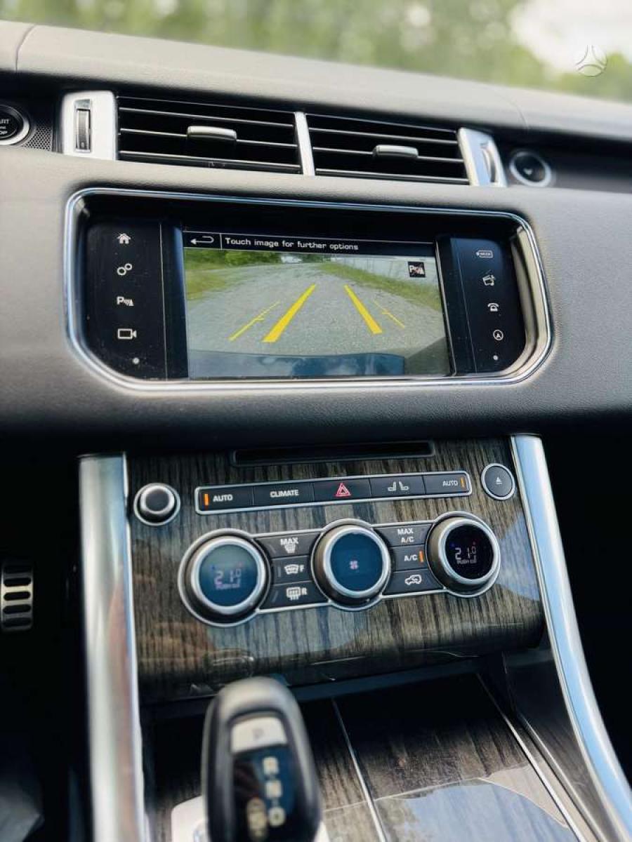 Melns Land Rover Range Rover Sport 2016 Šauļi, ar dzinēja tilpumu 4.40 L un nobraukumu 165 tūkst. km par 18500 €, foto 34 vietnē AUTOMOTO.COM.LV