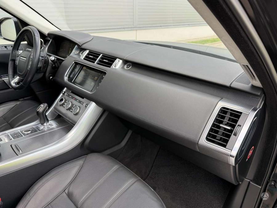 Melns Land Rover Range Rover Sport 2016 Kauņa, ar dzinēja tilpumu 4.40 L un nobraukumu 203 tūkst. km par 17900 €, foto 26 vietnē AUTOMOTO.COM.LV