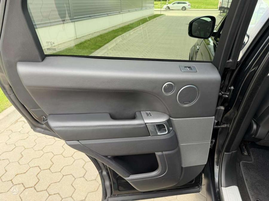 Melns Land Rover Range Rover Sport 2016 Kauņa, ar dzinēja tilpumu 4.40 L un nobraukumu 203 tūkst. km par 17900 €, foto 28 vietnē AUTOMOTO.COM.LV