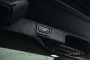 Black Land Rover Range Rover Sport 2016 in Tallinn, with an engine capacity of 3.00 L and mileage of 197 thousand km for 16999 €, photo 19 on AUTOMOTO.COM.LV