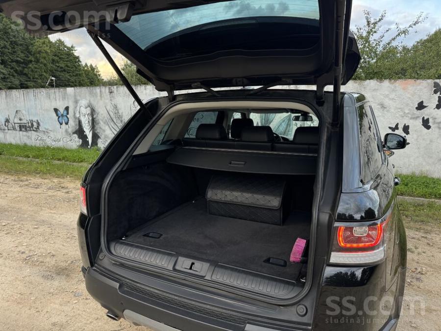 Black Land Rover Range Rover Sport 2016 in Riga, with an engine capacity of 3.00 L and mileage of 0 thousand km for 15900 €, photo 19 on AUTOMOTO.COM.LV